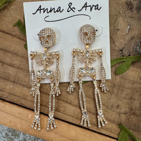 Anna & Ava | Jewelry | Anna Ava Gold Crystal Statement Halloween ...